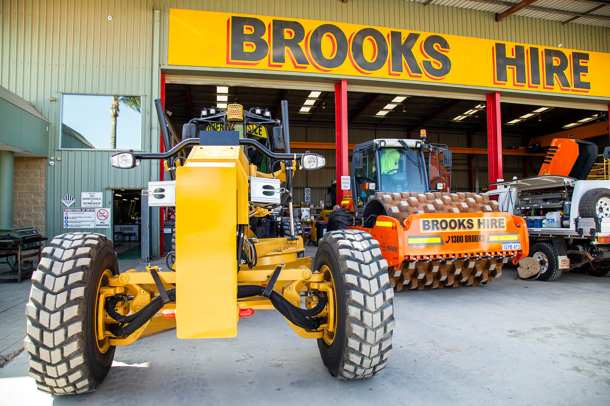 FOUR NEW MACHINES THIS WEEK! | Brooks Hire