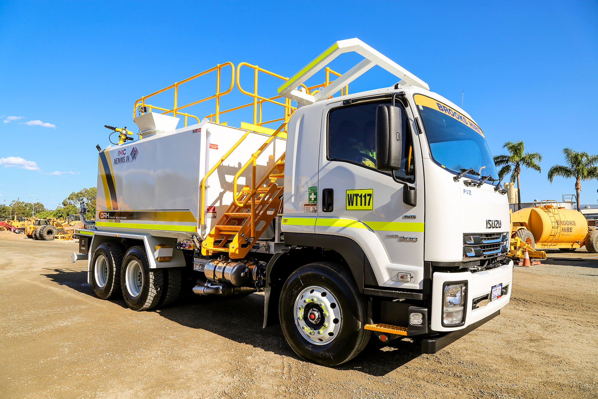 ANOTHER NEW TRUCK FOR BROOKS! | Brooks Hire