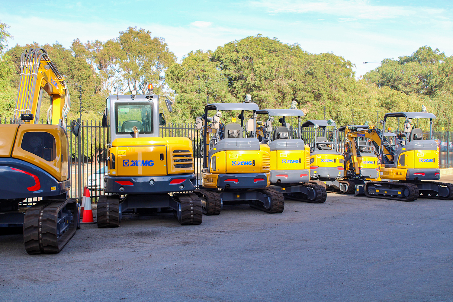 Equipment For Sale | Perth, Sydney, Brisbane, Australia Wide | Brooks Hire