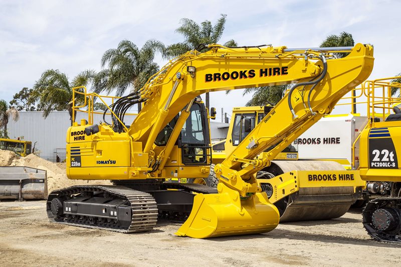 NEW ZERO SWING DIGGER! | Brooks Hire